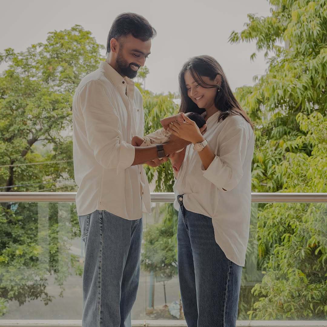 Indian Cricketer Jaydev Unadkat and Wife Rinny Welcome Baby Boy Atharva - SportsGAGA